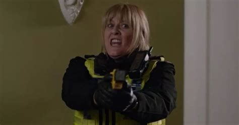 Happy Valley Fans Point Out Major Flaw In Plot For Series Finale — But