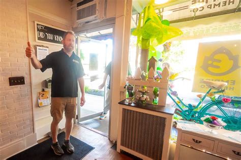 Elba Farmer Makes Batavias First Legal Weed Purchase At Empire Hemp