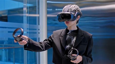 Vr With Glasses Using Vive Headsets If You Wear Eyeglasses Vive Blog