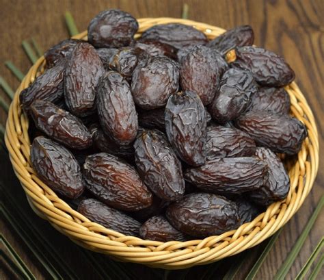 Majdool Palestinian Super Jambo Dates Hab Al Ruman Foodstuff Tr Llc