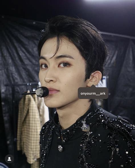 Noxx on Twitter 아 이동혁 인스타에 멤버들 사진 올리면서 나름대로 매력포인트라고 생각하는 부분에 태그 단거 왜케