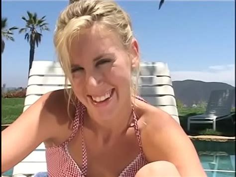De Cuerpo Estrecho Juliana Kincaid Monta Una Gran Polla En Su Coño