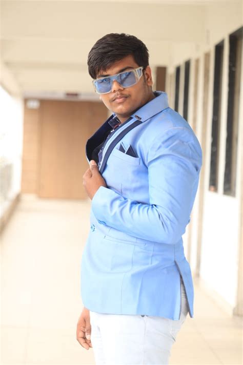 Abhay Vishwakarma Rising Star In Digital Marketing Industry By