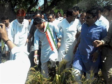 Modi Govt Betraying Farmers Scindia On Land Bill Hindustan Times