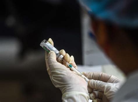 India Crosses 100 Crore Covid 19 Vaccine Doses Mark