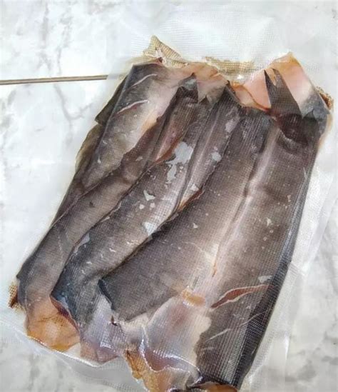 ปลาดุกแดดเดียวไซส์กำลังน่าทาน น้ำหนัก 500 กรัม Ennxo