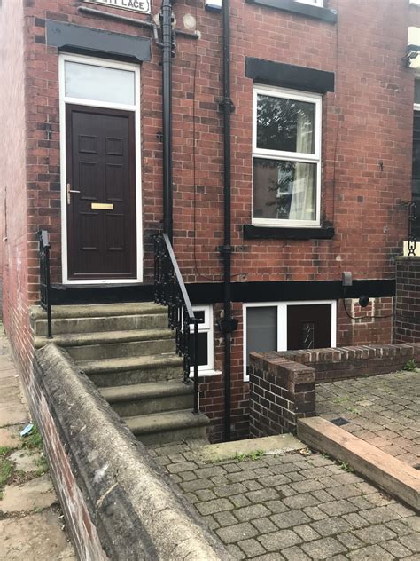 2 Bedroom End Terraced House Let In Leeds Ls4
