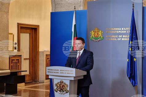 Обявих процедура за наем на два медицински хеликоптера обяви вицепремиерът Христо Алексиев Утро