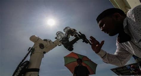 Gerhana Matahari Hibrida 20 April Kemenag Ajak Warga Gelar Salat Gerhana