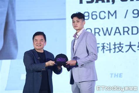 快訊／健行科大「關鍵先生」蔡宸綱成tpbl榜眼 前進新竹攻城獅 Ettoday運動雲 Ettoday新聞雲