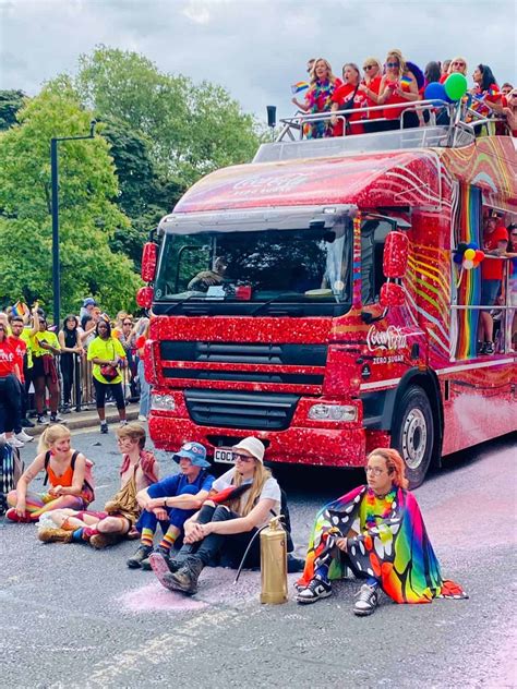 Lgbtq Supporters Of Just Stop Oil Disrupt London Pride Just Stop Oil