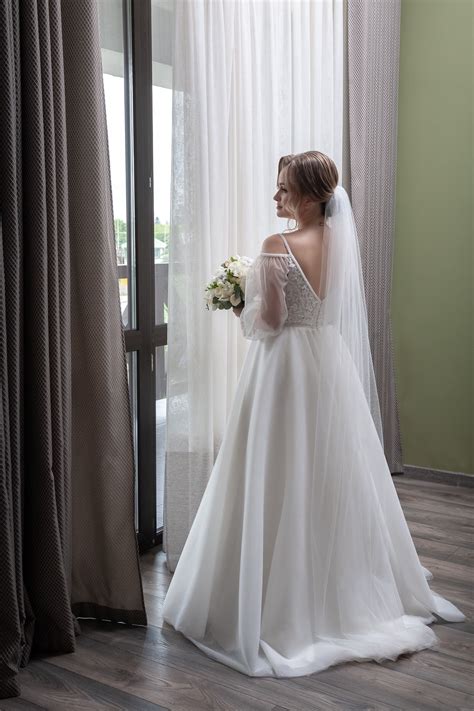 Продам чудову весільну сукню 8 000 грн Весільні сукні Рівне на Olx