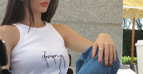 รวมรูปภาพของ เฌอลีนน์ แม่มดสายดำ เซลิน่า สาวสวยมาแรงจาก มนตราตะเกียงแก้ว รูปที่ 6 จาก 30