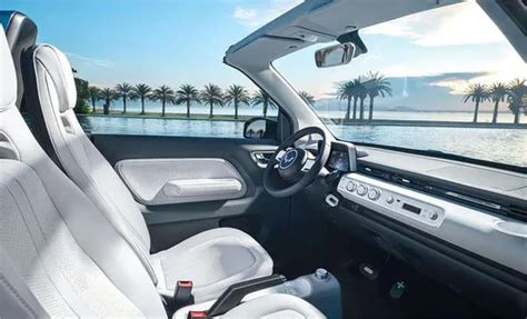 Wuling Auto 2 Door 2 Seat Mini Electric Car Adult Vehicle Cheap Prices