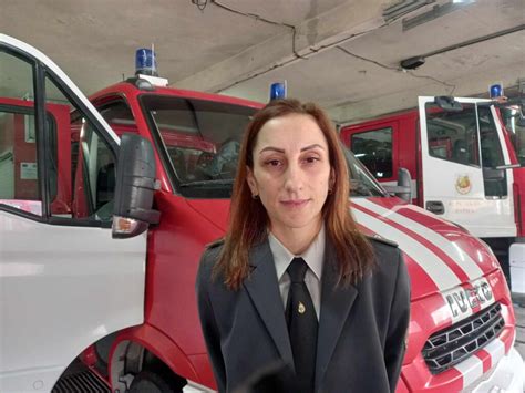 Петя Кюпова началник на Първа РСПБЗН Варна Цял живот доказваме че не сме просто нежни