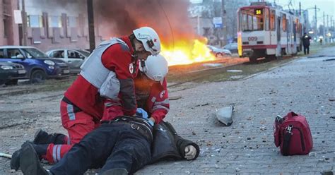 В результате удара РФ по Запорожью погибли 13 человек