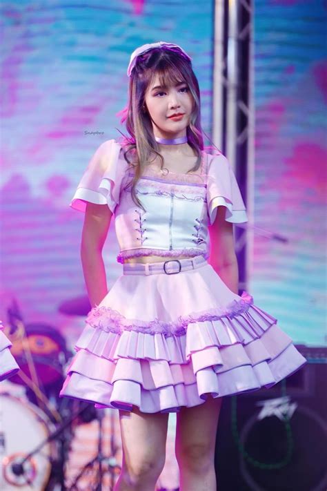 ปักพินโดย Yyy Fey ใน Seifuku