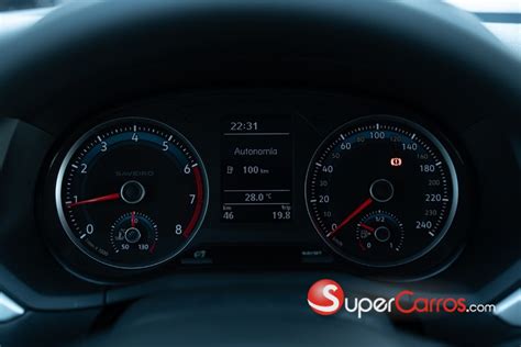 Volkswagen Saveiro Supercarros