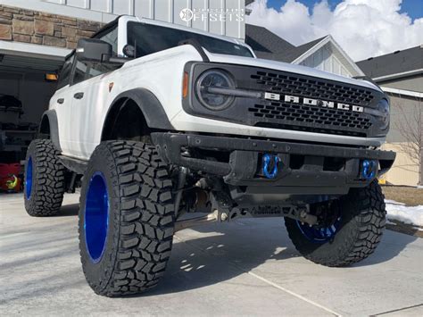 2021 Ford Bronco With 20x12 44 Tis 544bm And 37135r20 Cooper