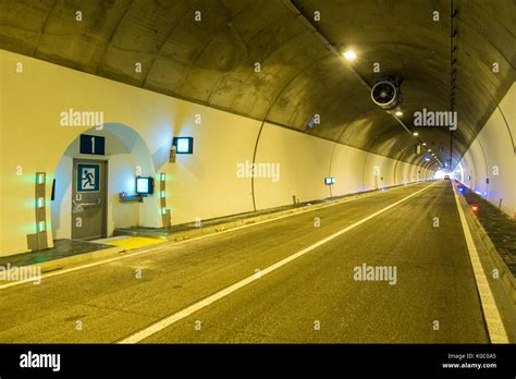 Emergency Exit In The Road Tunnel Stock Photo Alamy