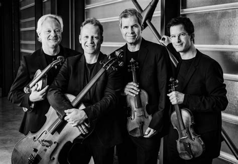 Münchner Streichquartett 5852 © Geoffroy Schiedbandw 1920 Tassilo