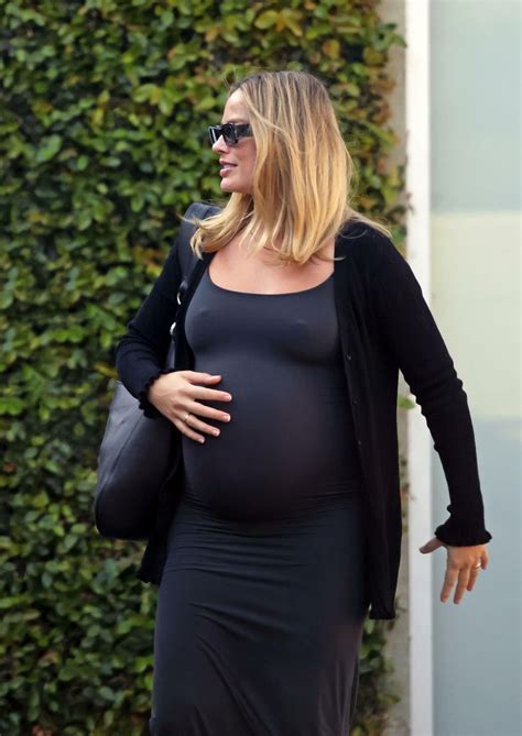 Pregnant Margot Robbie Out In Santa Monica 10082024 Hawtcelebs