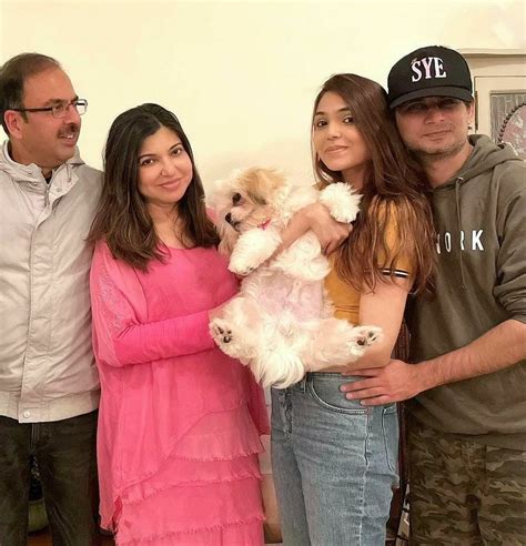 Lesser Known Facts About Alka Yagnik S Personal Life And Love Life With