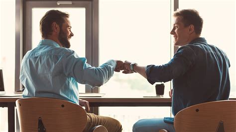 ¿cómo Ser Un Mejor Compañero De Trabajo En Tu Organización Conexión Esan