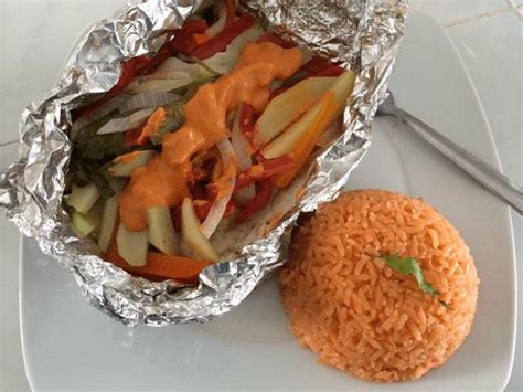 estoy enfermo Excretar Pórtico filete de pescado en papel aluminio