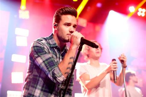 Liam Payne Update Derek Hough And Wife Hayley 5 Hot Stories Us Weekly