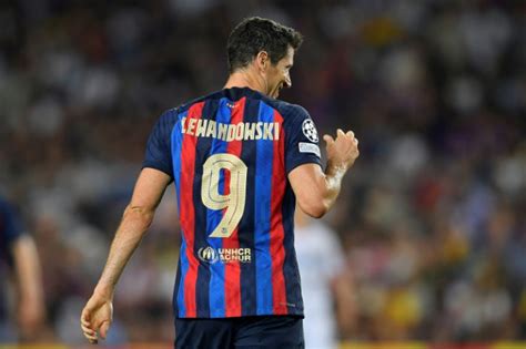 Liverpool Trounced By Napoli As Lewandowski Hits Barcelona Hat Trick