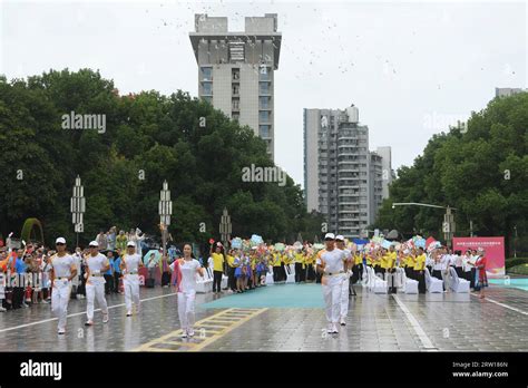 lishui china s zhejiang province 16th sep 2023 torch bearer zhu