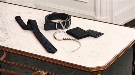 Valentino Sunglasses For Men Designer Eyewear Valentino Us