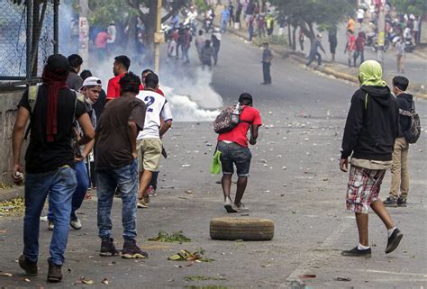 With Death In Streets Nicaragua Cancels Social Security Revamp The
