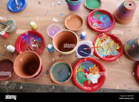 Kinder kunstprojekt Fotos und Bildmaterial in hoher Auflösung Alamy