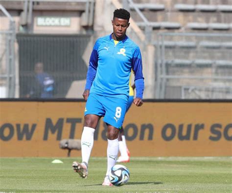 Bongani Zungu To Kaizer Chiefs Whats The Latest