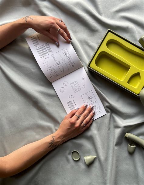 Juliane Kühr Designs Vibrator That Doubles As Artificial Insemination Device