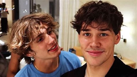 Noah Beck And Vinnie Hacker Dating The Truth Behind The Rumors The