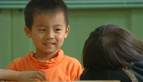 【朔涵君】导演跟拍一年多拍摄的幼儿园纪录片，这群孩子太有意思了！ 5万粉丝1千作品期待你的评论片花视频 免费在线观看 爱奇艺