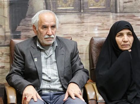 پدر روح‌الله عجمیان، بسیجی کشته‌شده رضایت نمی‌دهیم، متهمان قصد