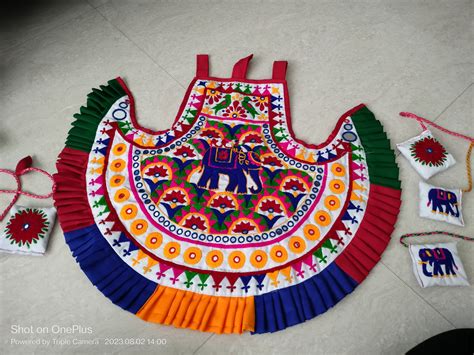 Hand Embroidery Design For Vijna Traditional Navratri Blouse Piece