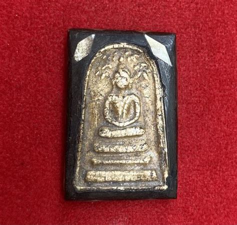 พระสมเด็จจิตรลดา เนื้อปัญจสิริ ลงรักปิดทอง หลังมุกจปร 2411 กรุวัด