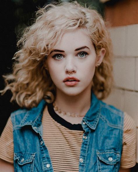 Blonde Hair And Green Eyes Character Inspiration Woman Face Girl Face