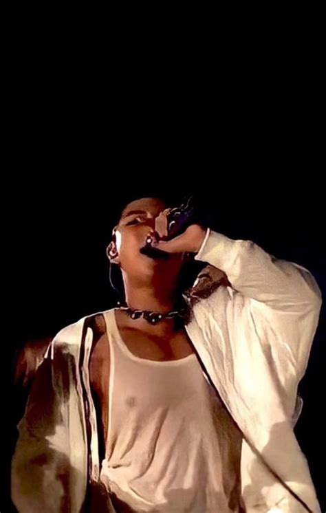 🦇 On Twitter Big Tits