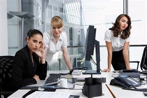 Женский коллектив Женщина Профессиональное развитие Сплетни