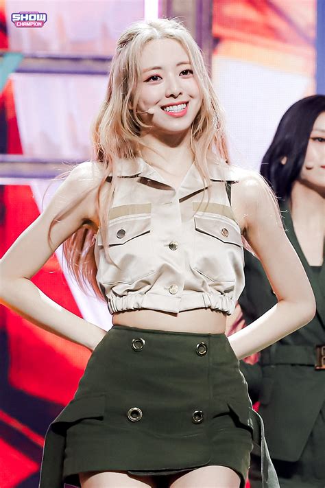 The Tallest 4th Generation Female K Pop Group Maknaes Kpophit Kpop Hit