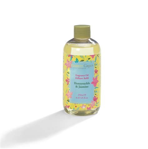 Honeysuckle And Jasmine Fragrance Oil Diffuser Refill 250ml Hassett Green