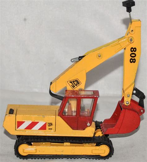 Vintage Matchbox Superkings Jcb 808 Yellow Excavatordigger With Red