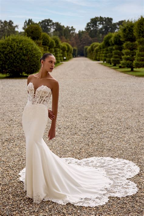 Hope Fit And Flare Wedding Dress With Exposed Boning And Basque Waist