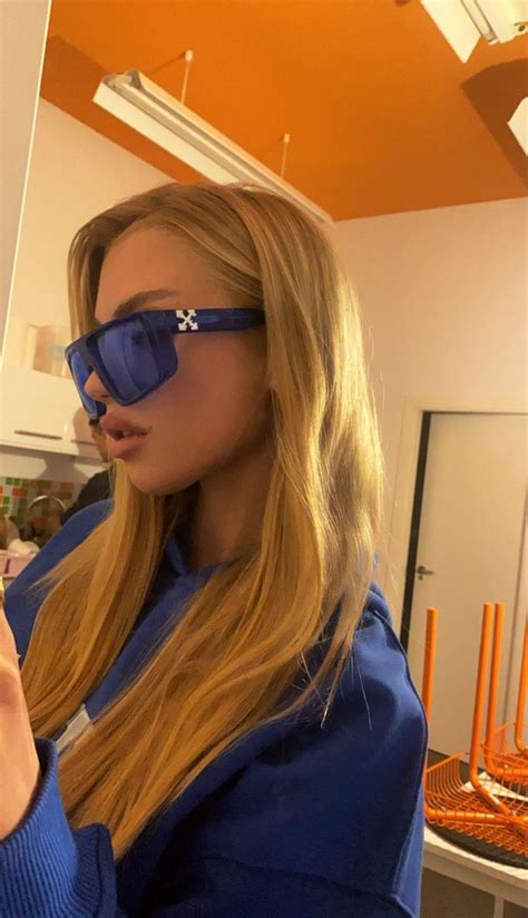 Пин от пользователя R на доске Фотографии девочек Блондинка Стиль